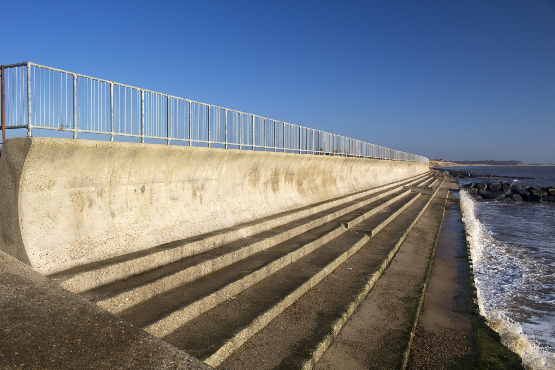 Precast Sea Wall Defence | Concrete Sea Defence | Essex