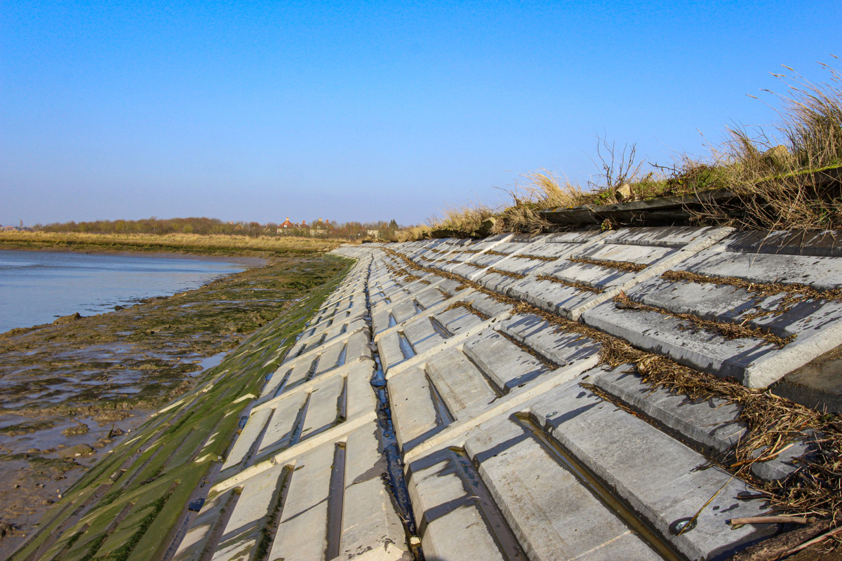 Precast Sea Wall Defence | Concrete Sea Defence | Essex