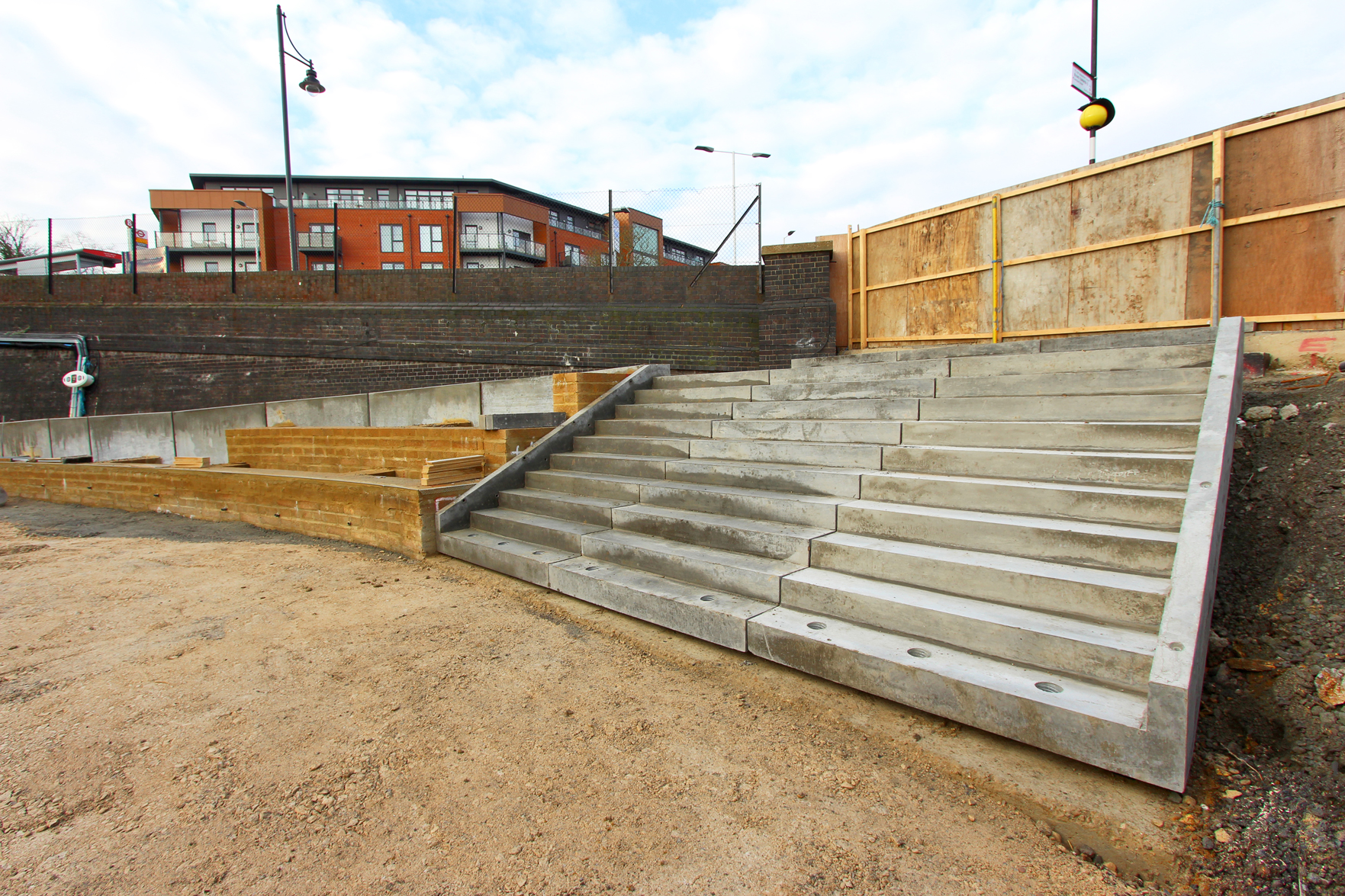 Precast Concrete Retaining Walls | Concrete L Shaped Walls | Milbank