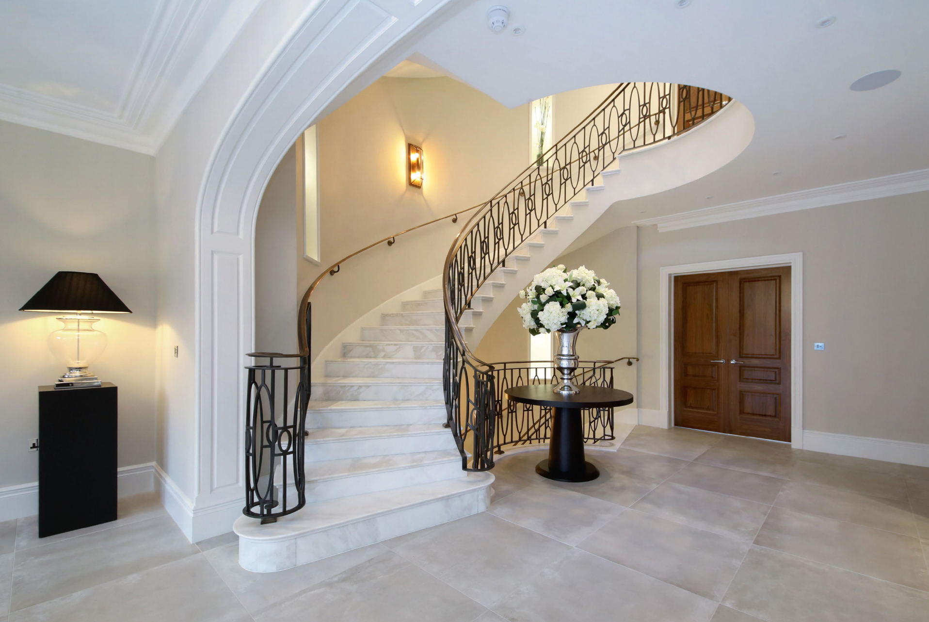 Custom Curved Concrete Staircases | Kallisto | Milbank Concrete