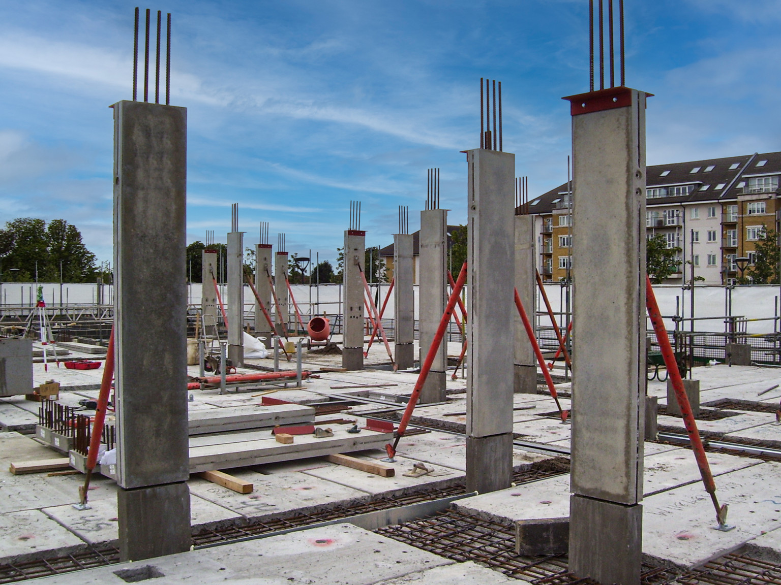 Precast Concrete Column Design & Construction | Milbank