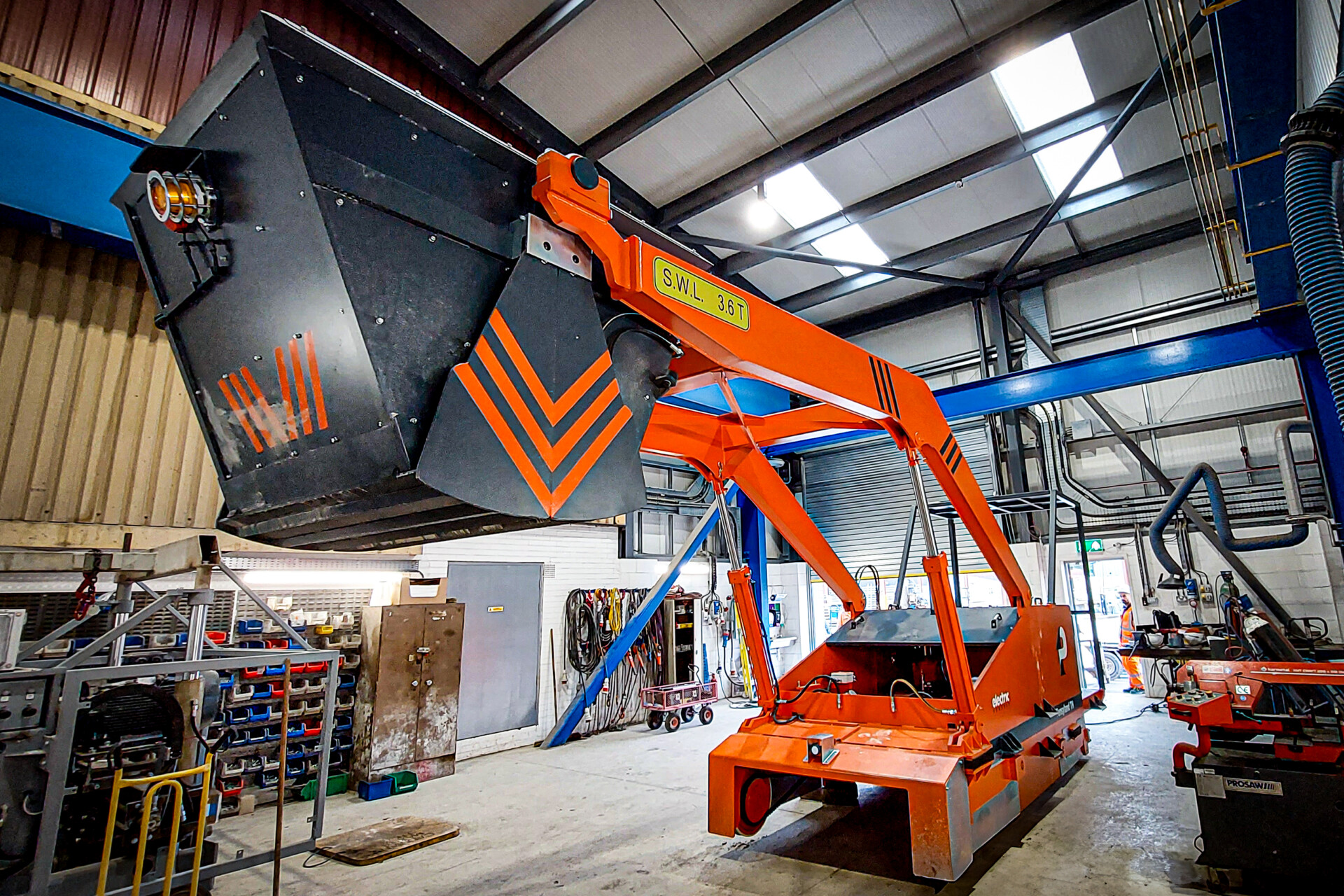 First-of-Its-Kind Battery Powered Concrete Transporter in the UK | Milbank